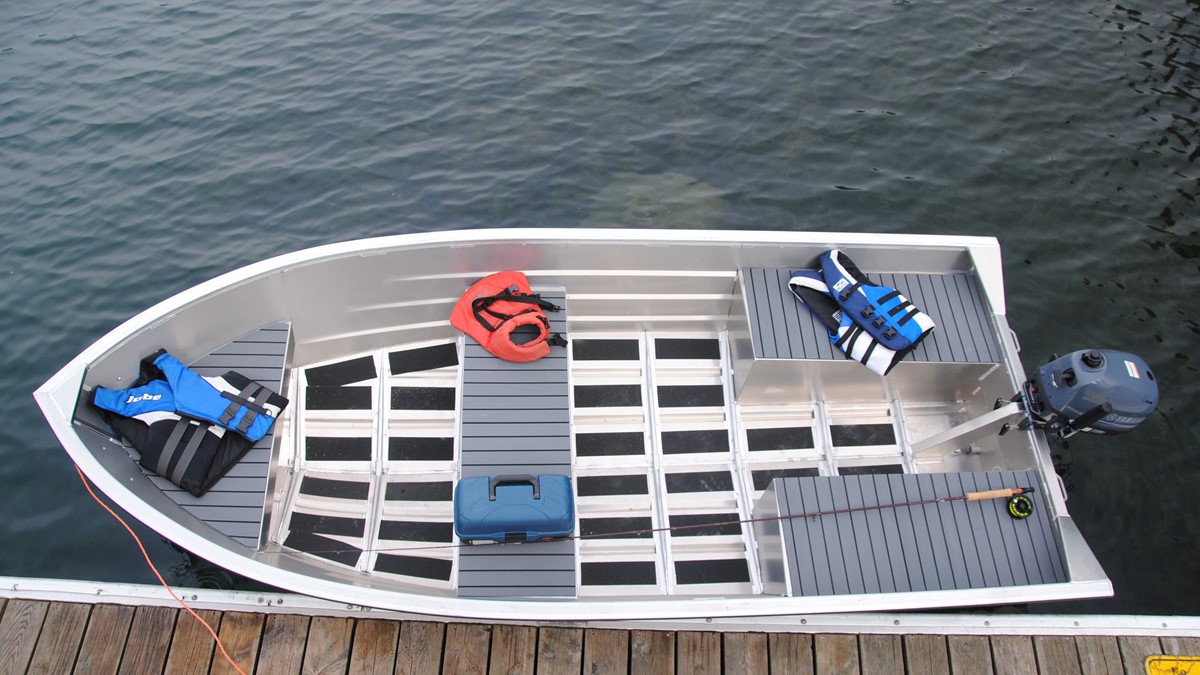 Innovative Boat Building with EVA Foam Techniques